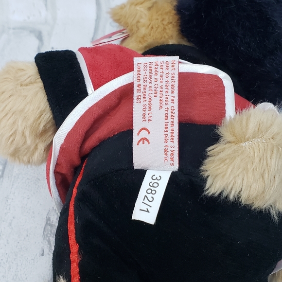 Hamleys | Toys | Hamleys London British Beefeater Plush | Poshmark